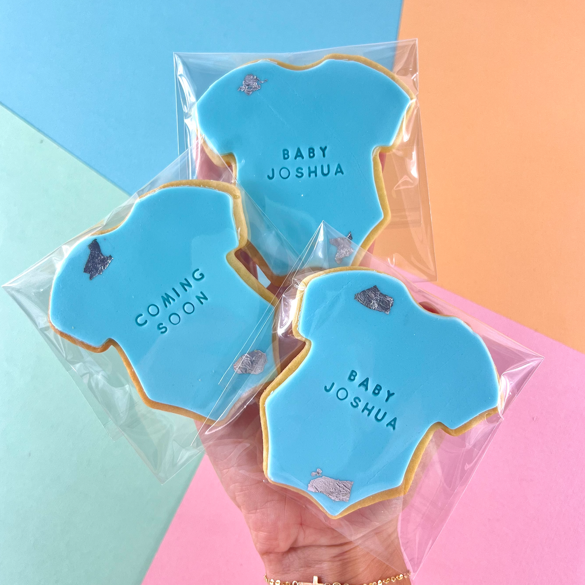 Baby Onesie Cookie – Pretty Bites