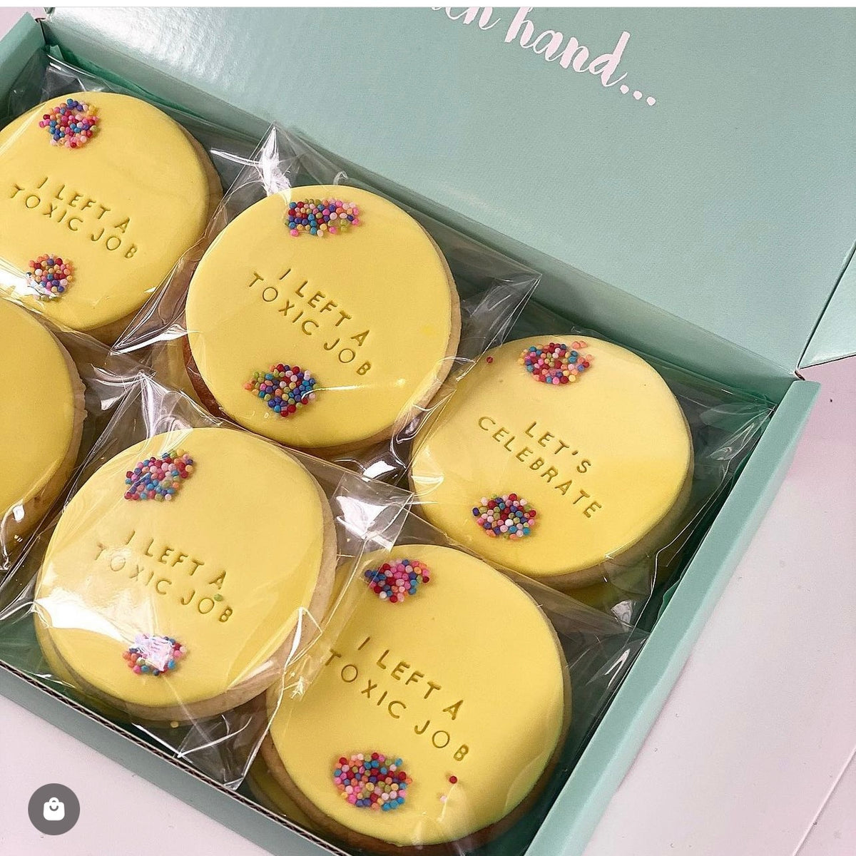 Design Your Own ROUND Cookies – Pretty Bites