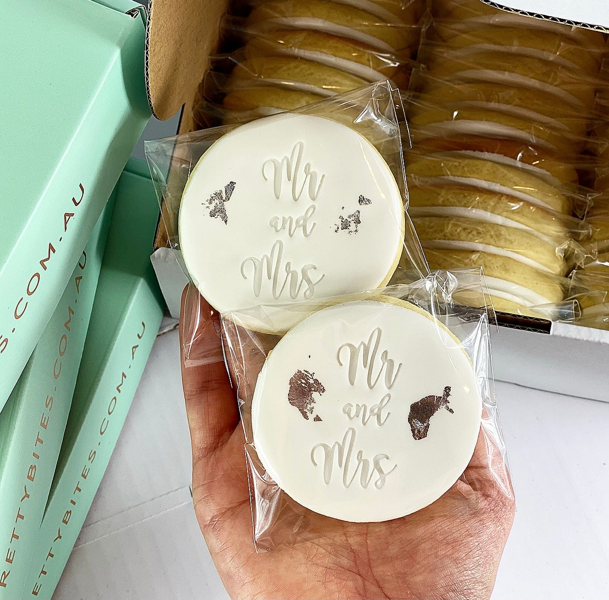 Mr and Mrs Cookies – Pretty Bites